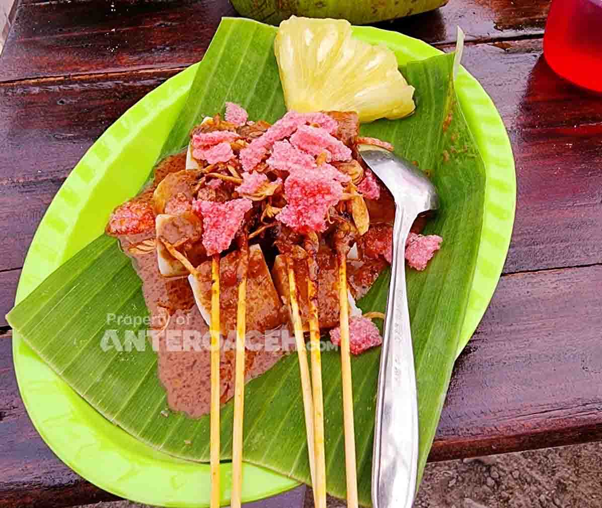 Sate Lolak, Kuliner Viral di Aceh Selatan