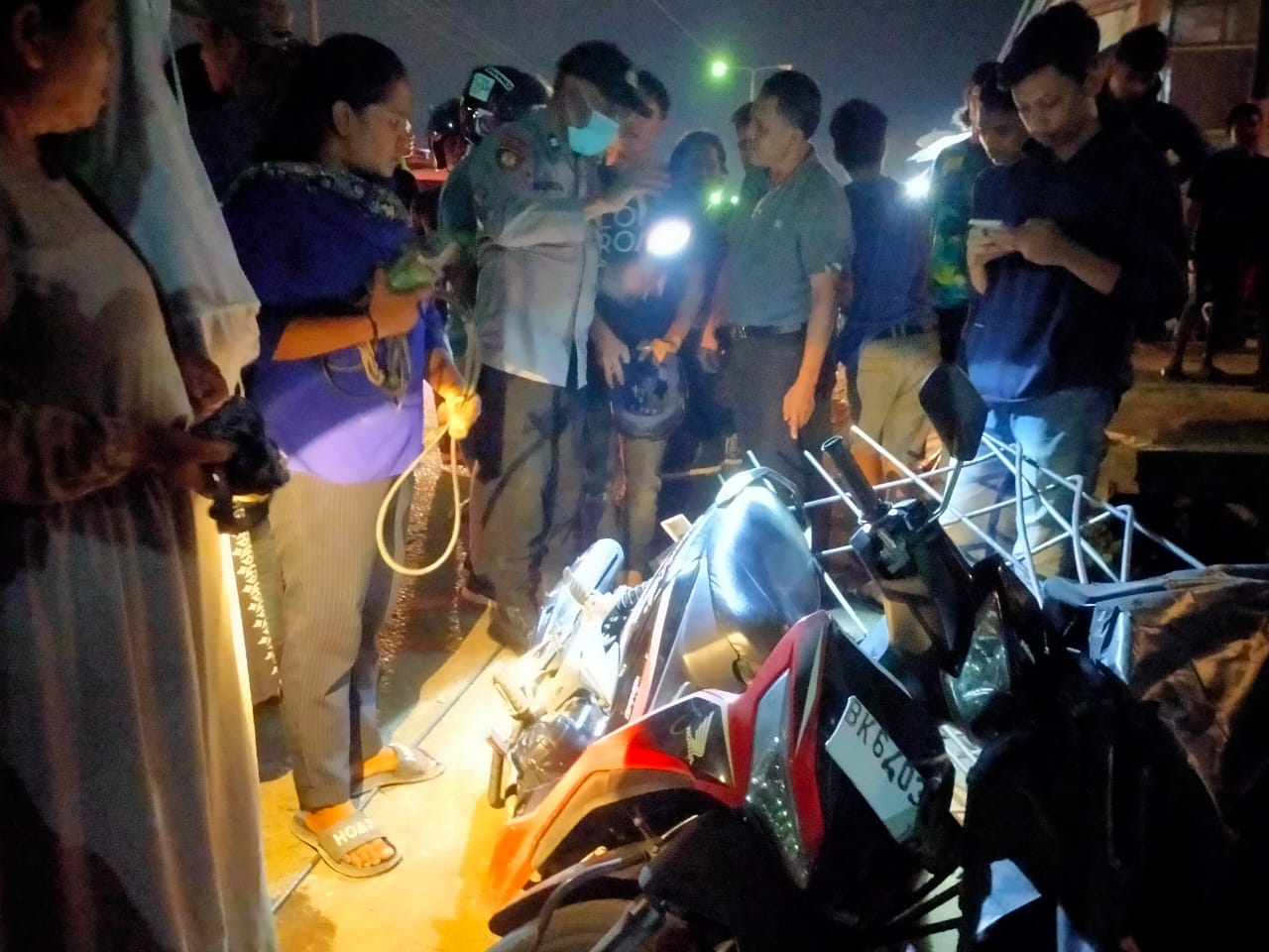 Mahasiswi Unimal Tertusuk Besi Pembuatan Parit di Lhokseumawe