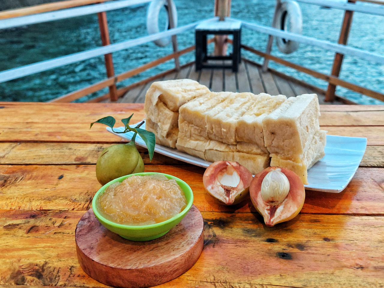 Ada Roti Kukus Selai Pala di Objek Wisata Lhok Rukam